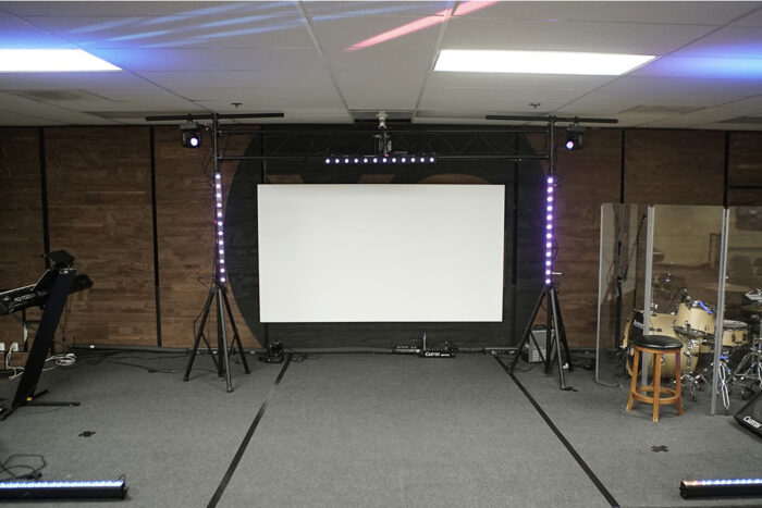 Aeon Series | EDGE FREE® Projector Screen with LED Lights