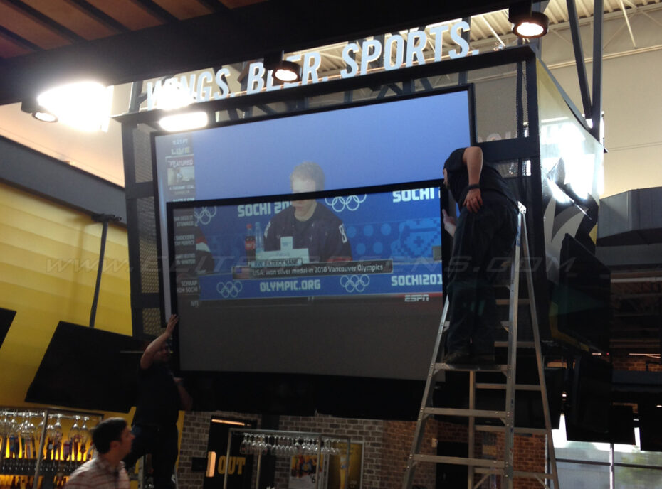 ezFrame CineGrey 5D® Series - Elite Screens