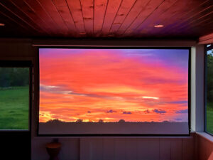 Yard Master 2 | Best Outdoor Movie Projector Screen - Elite Screen